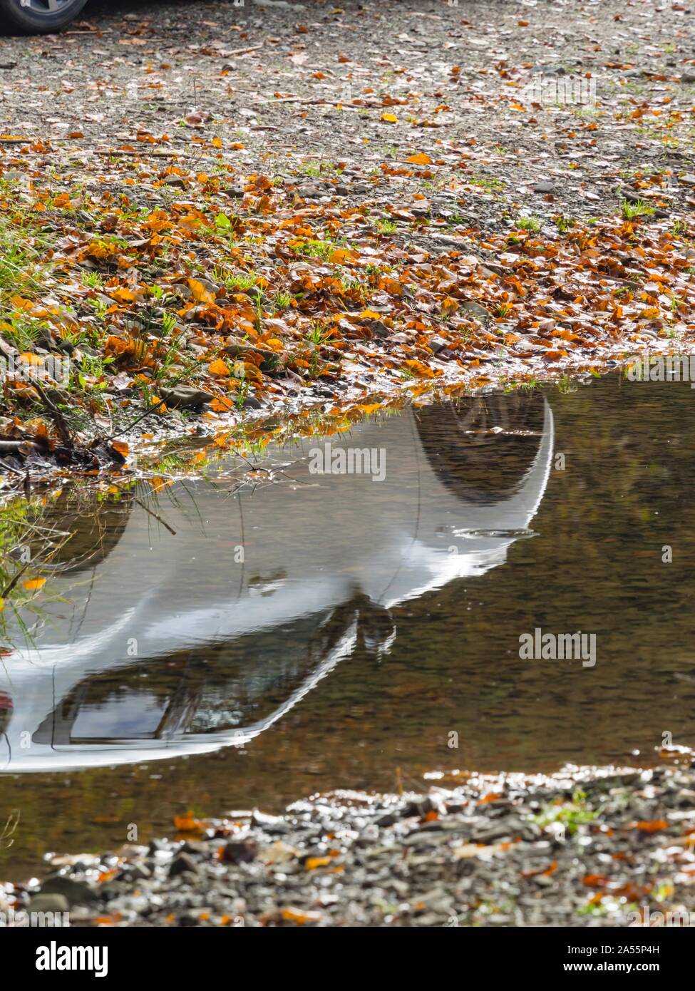 Inverted car hi-res stock photography and images - Alamy