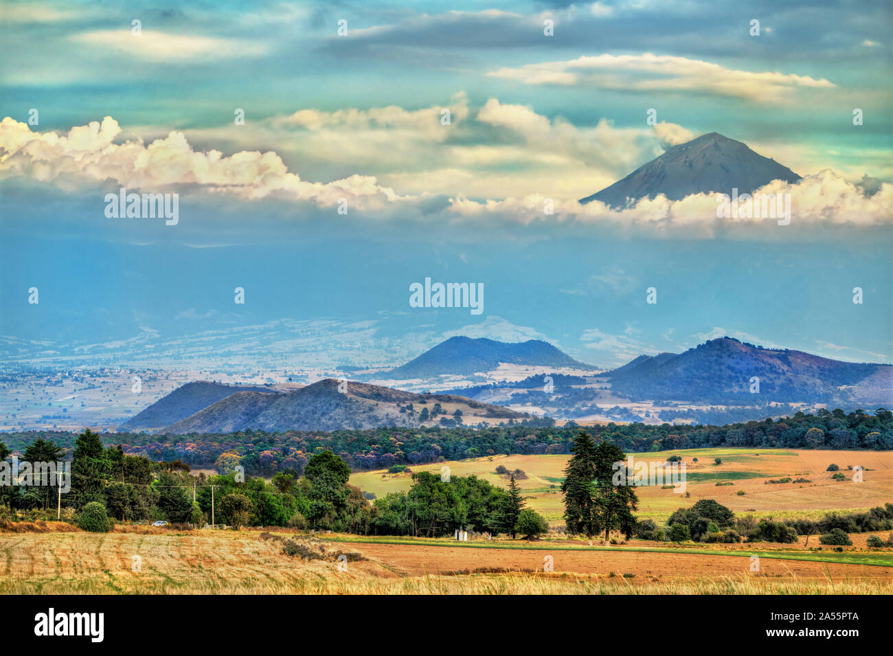 Popocatepetl Volcano in Mexico Stock Photo - Alamy