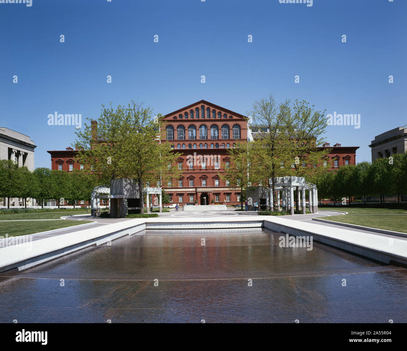 U.S. National Law Enforcement Memorial and National Building Museum ...