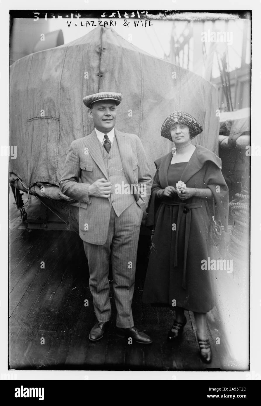 Photo married couple wife Black and White Stock Photos & Images - Alamy