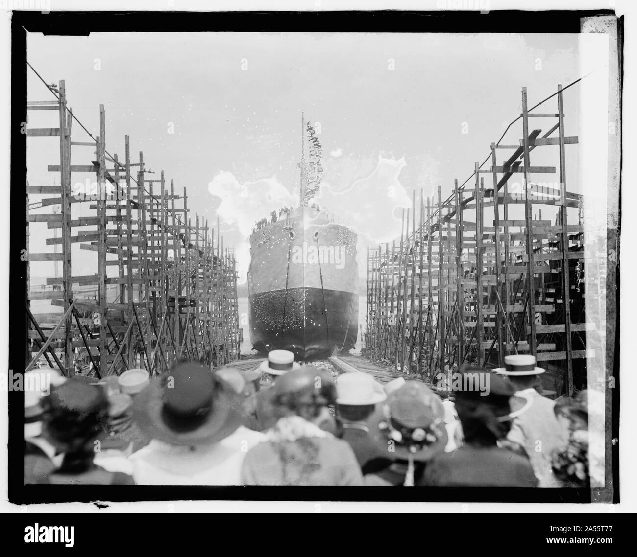 Ship launching hi-res stock photography and images - Alamy