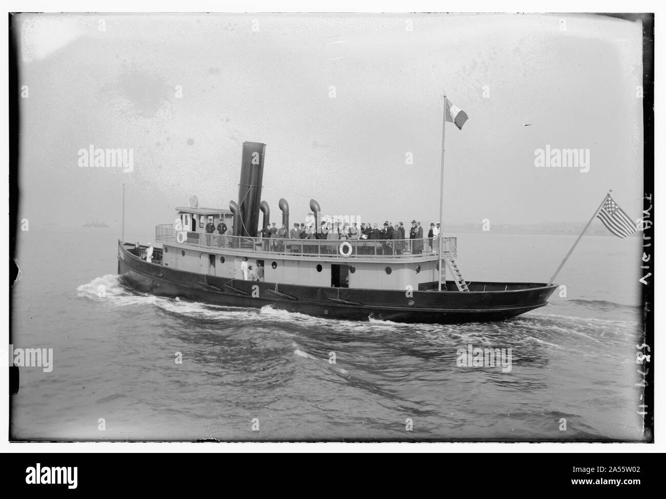 Vigilant yacht hi-res stock photography and images - Alamy