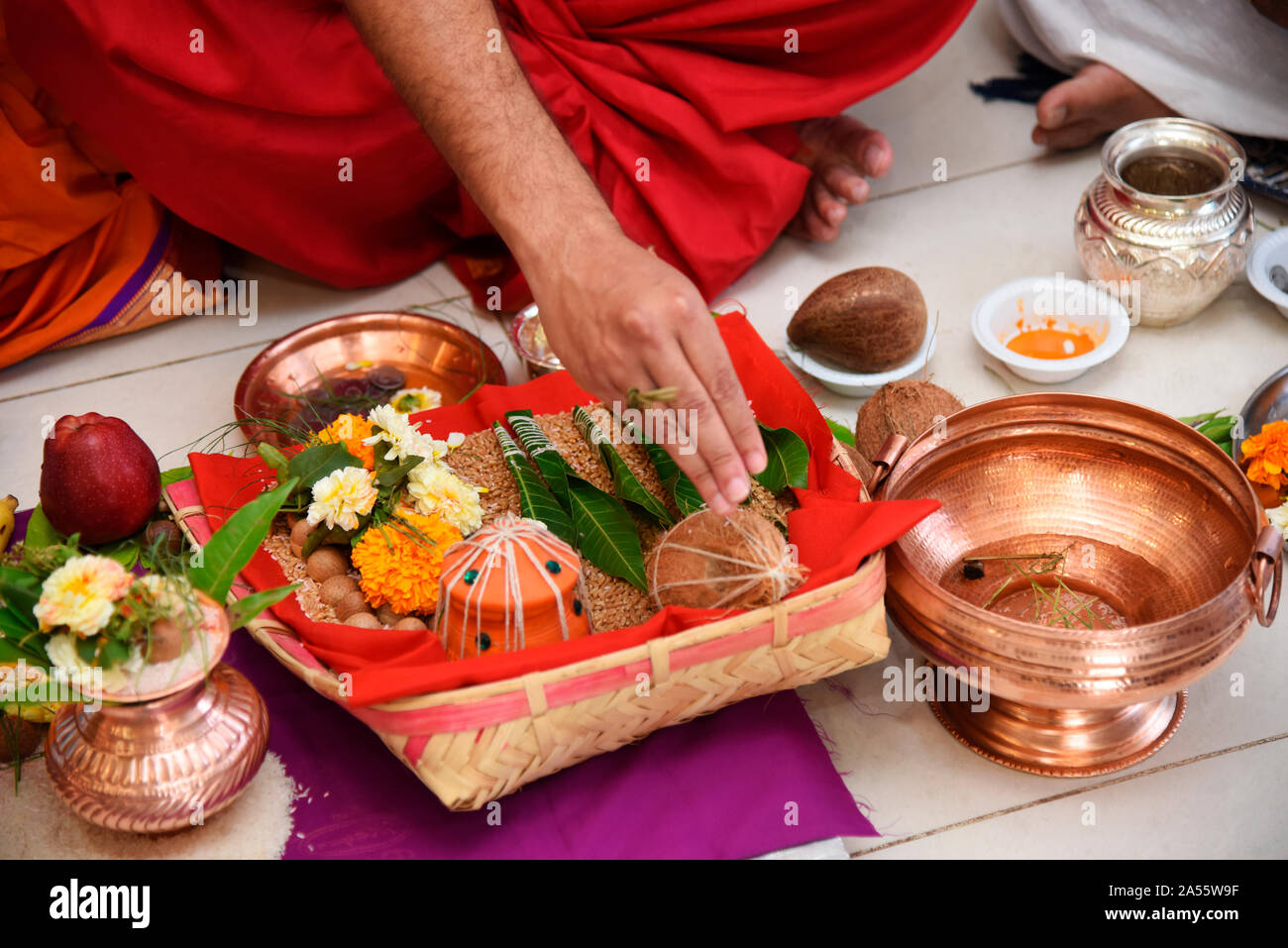 Grahamak puja ritual hi-res stock photography and images - Alamy