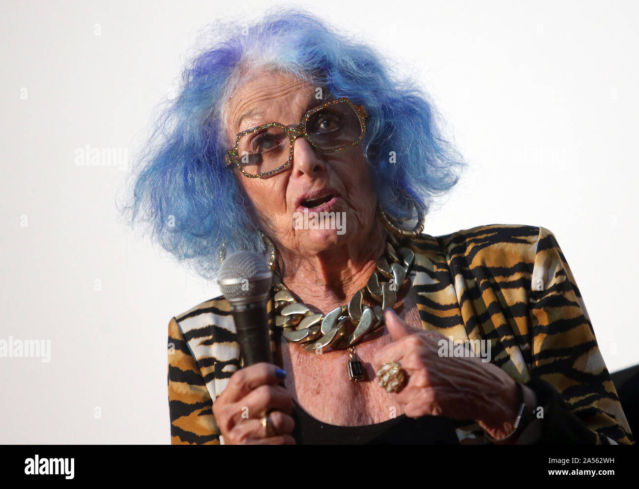 Beverly Hills, Ca. 17th Oct, 2019. Roberta, at the LA Woman Rising ...