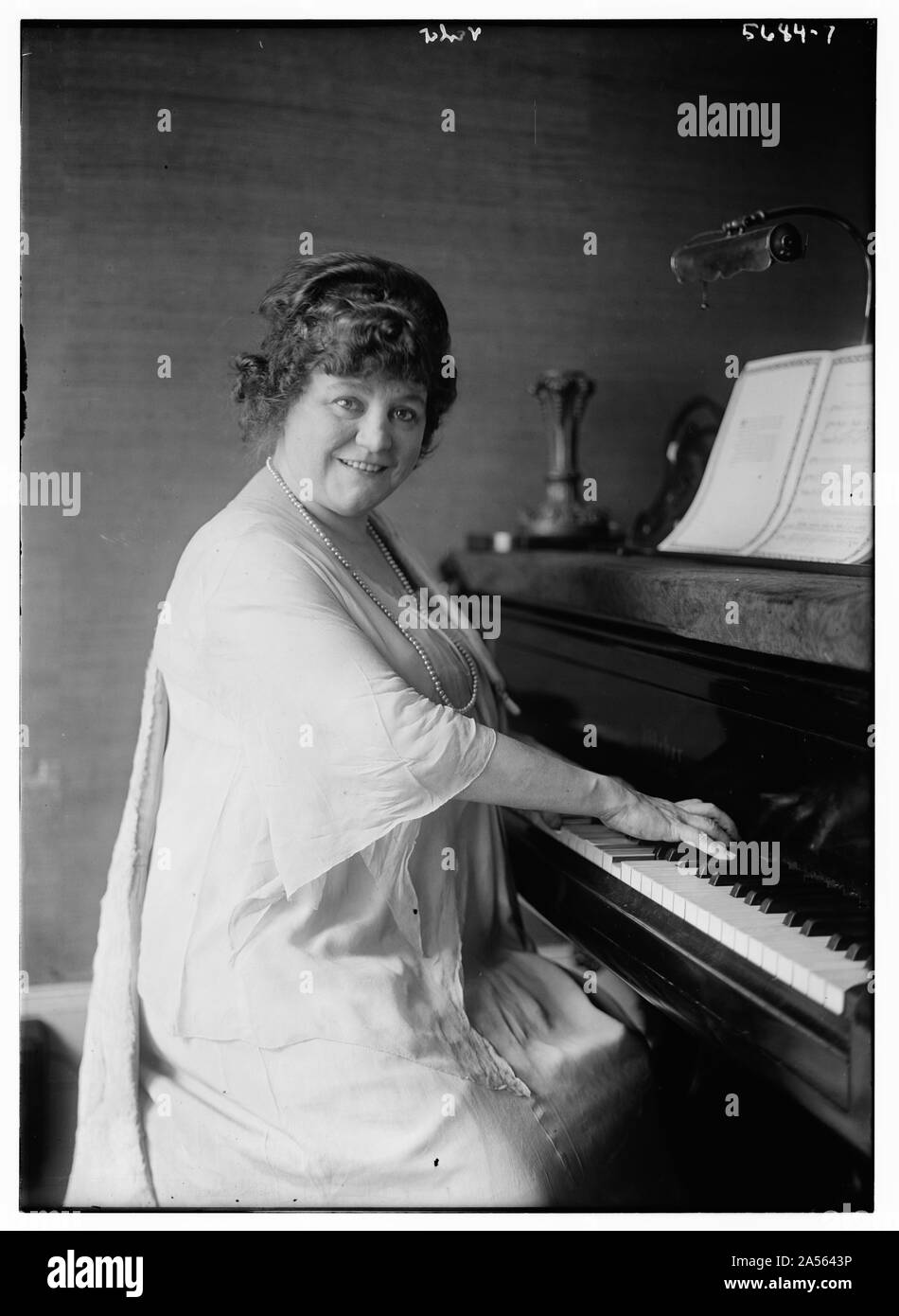 Verlet Black and White Stock Photos & Images - Alamy