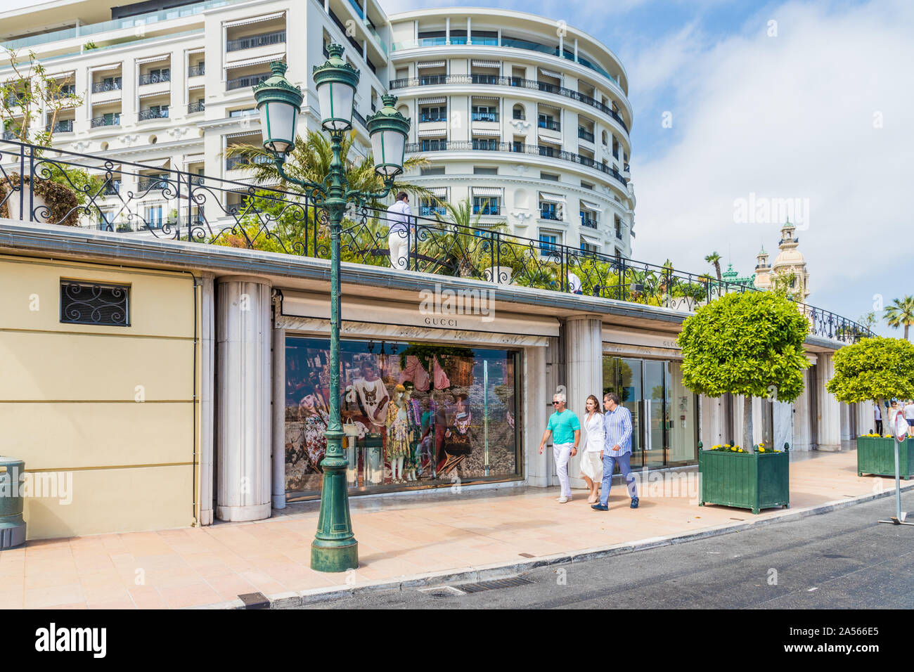 Luxury boutique monaco hi-res stock photography and images - Alamy