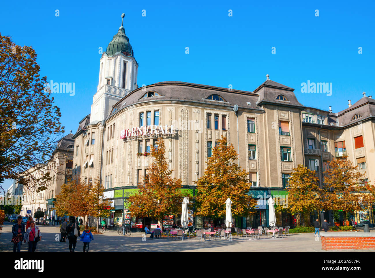 Hatvan U. (street) in the Debrecen city centre with an Assicurazioni ...