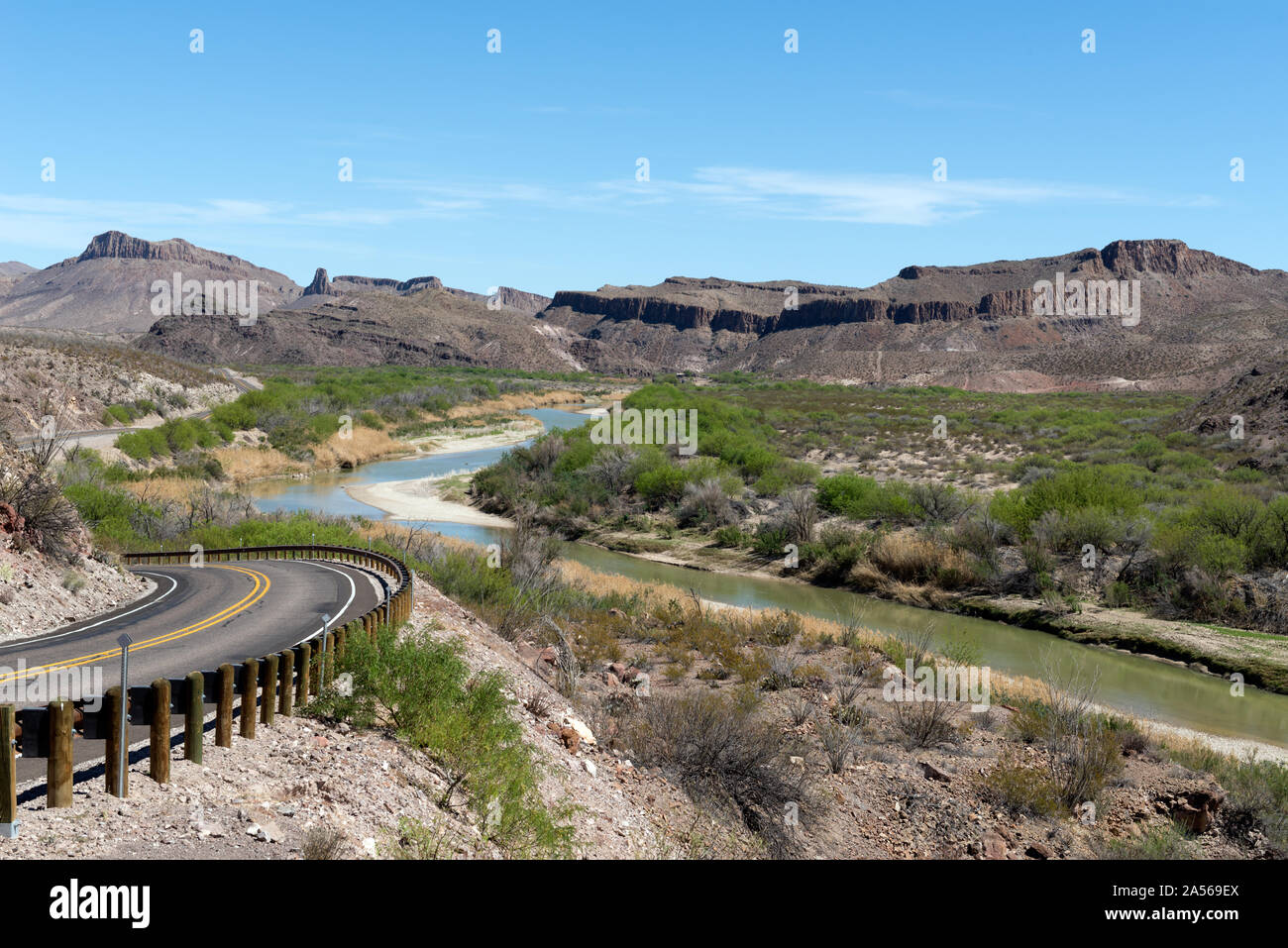 View along Texas Rt. 170 and the Rio Grande River in Big Bend Ranch ...