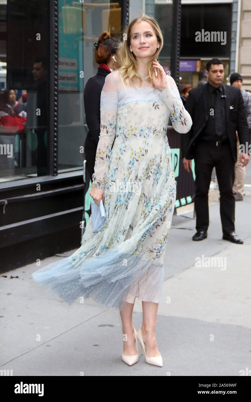 New York, NY, USA. 17th Oct, 2019. Elizabeth Lail at Build Series ...