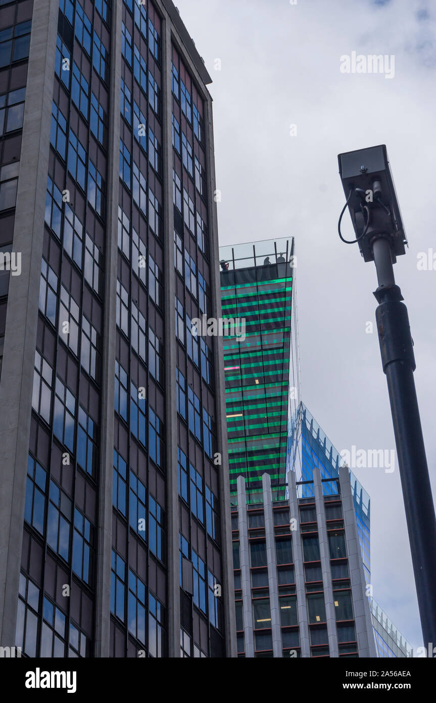 Spectacular Space in Iconic Office Buildings in London. London modern ...