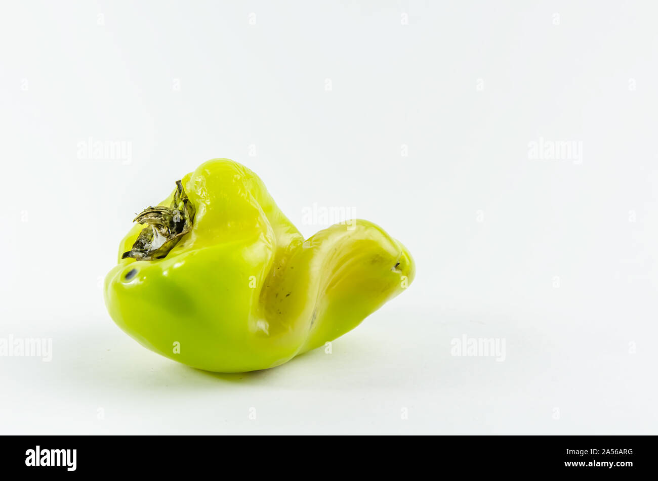 Curved green bell pepper hi-res stock photography and images - Alamy
