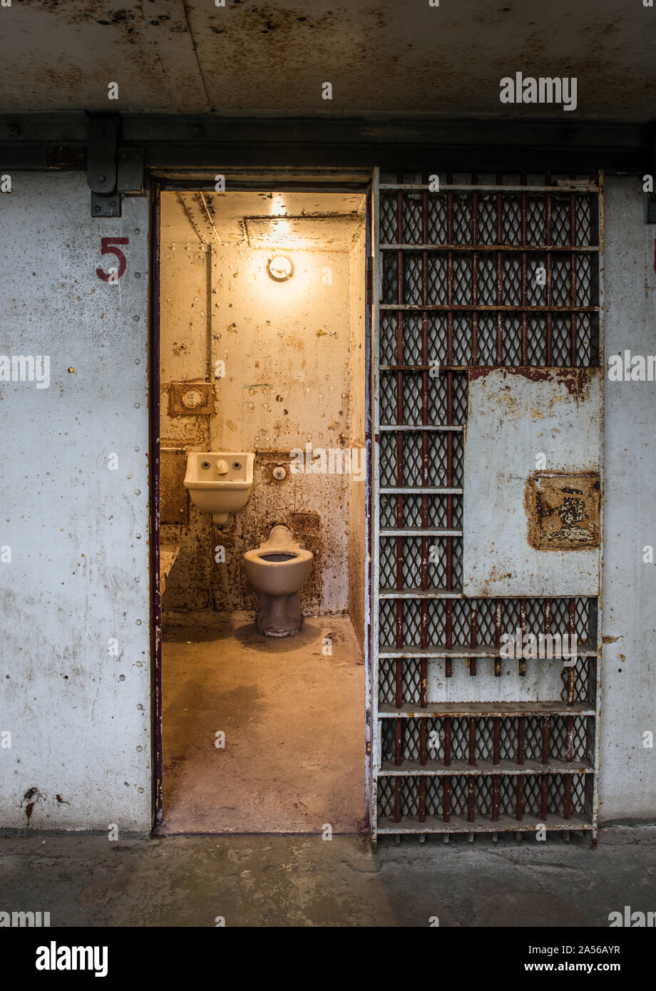 View from a hallway into a cell at the West Virginia State Penitentiary ...