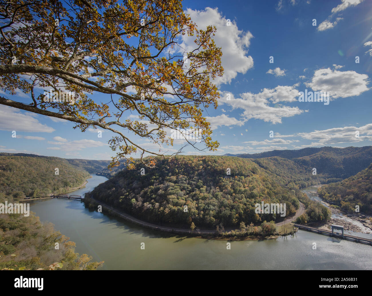 View from above of a dramatic horseshoe bend of the New River, and an ...