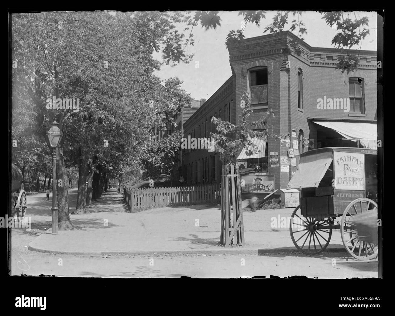 Curb side view Black and White Stock Photos & Images - Alamy