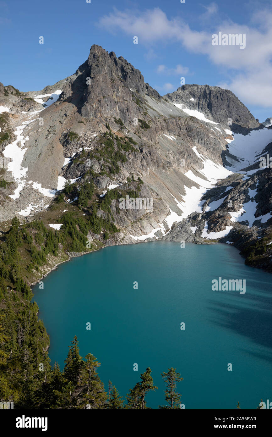 Alpine lakes area hi-res stock photography and images - Alamy