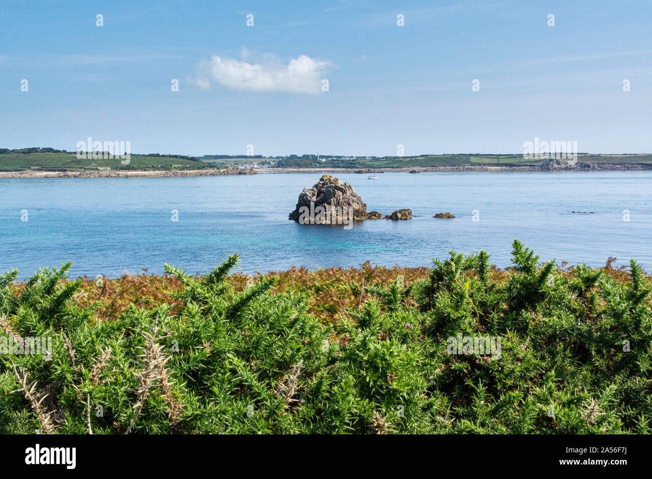 Hugh rocks hi-res stock photography and images - Alamy