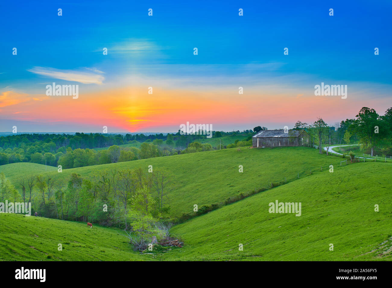 Sunrise Over Kentucky Farm Stock Photo - Alamy