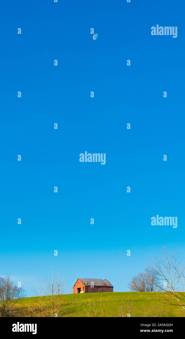 Harvest moon crops hi-res stock photography and images - Alamy