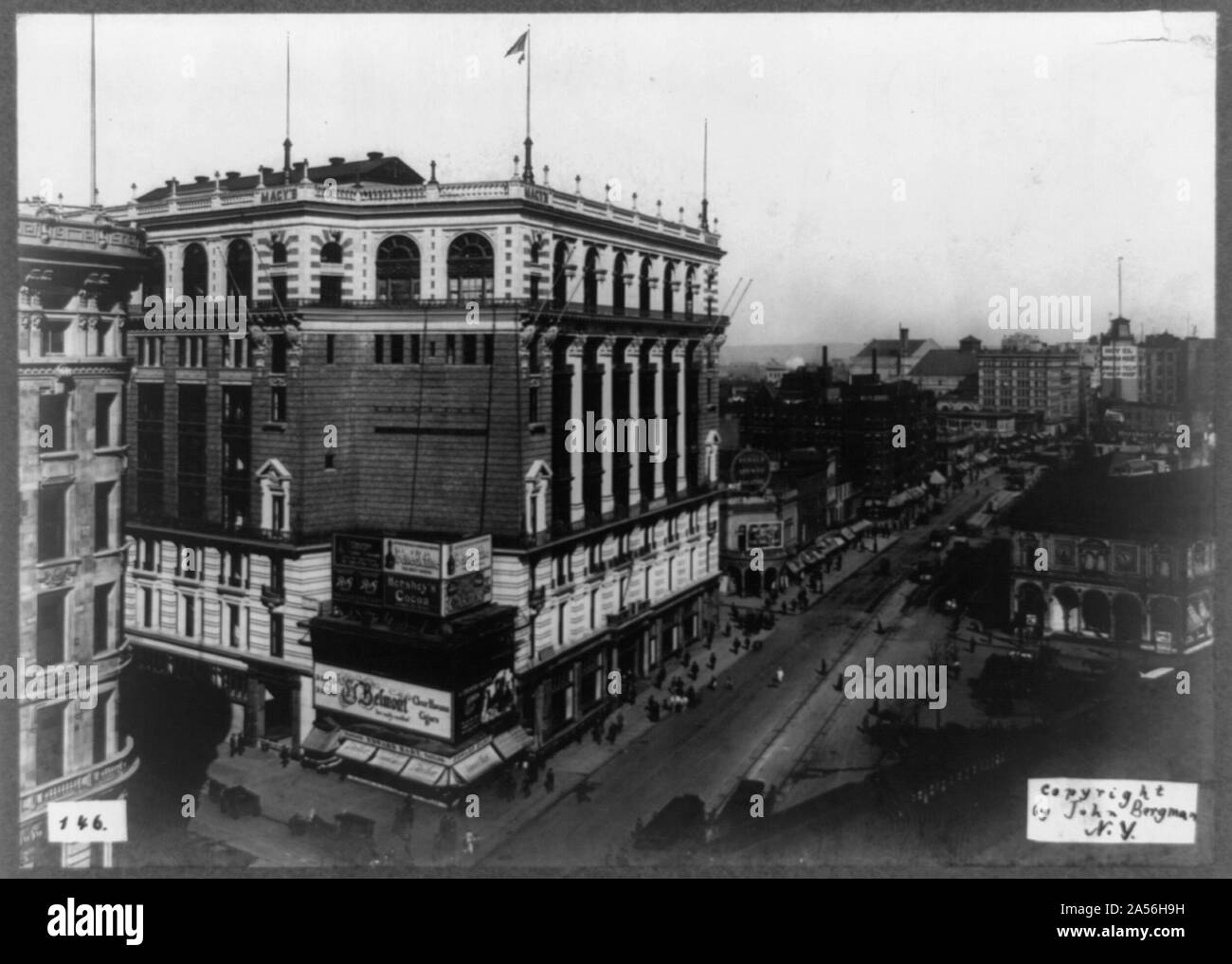 View of Herald Square Stock Photo - Alamy
