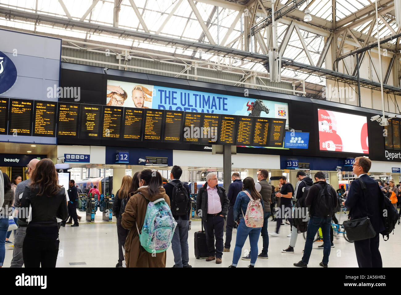 London waterloo station london railway hi-res stock photography and ...
