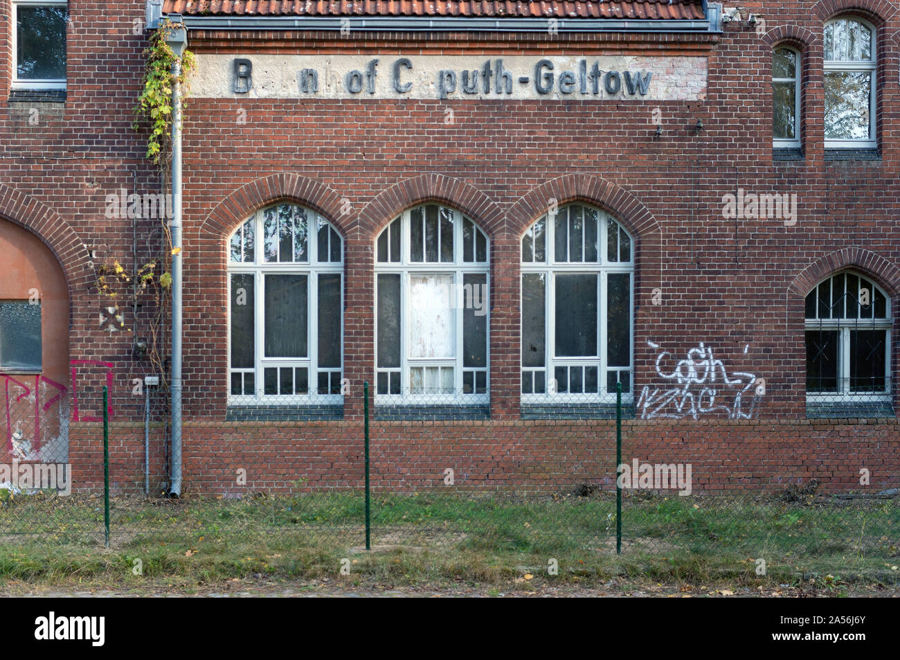Caputh, Germany. 14th Oct, 2019. The letters above the windows of the ...