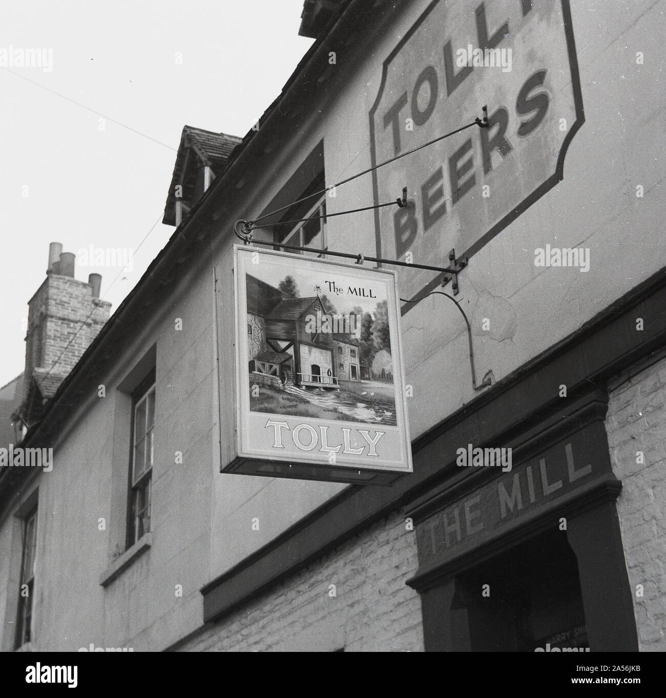 Tolly cobbold beers hi-res stock photography and images - Alamy