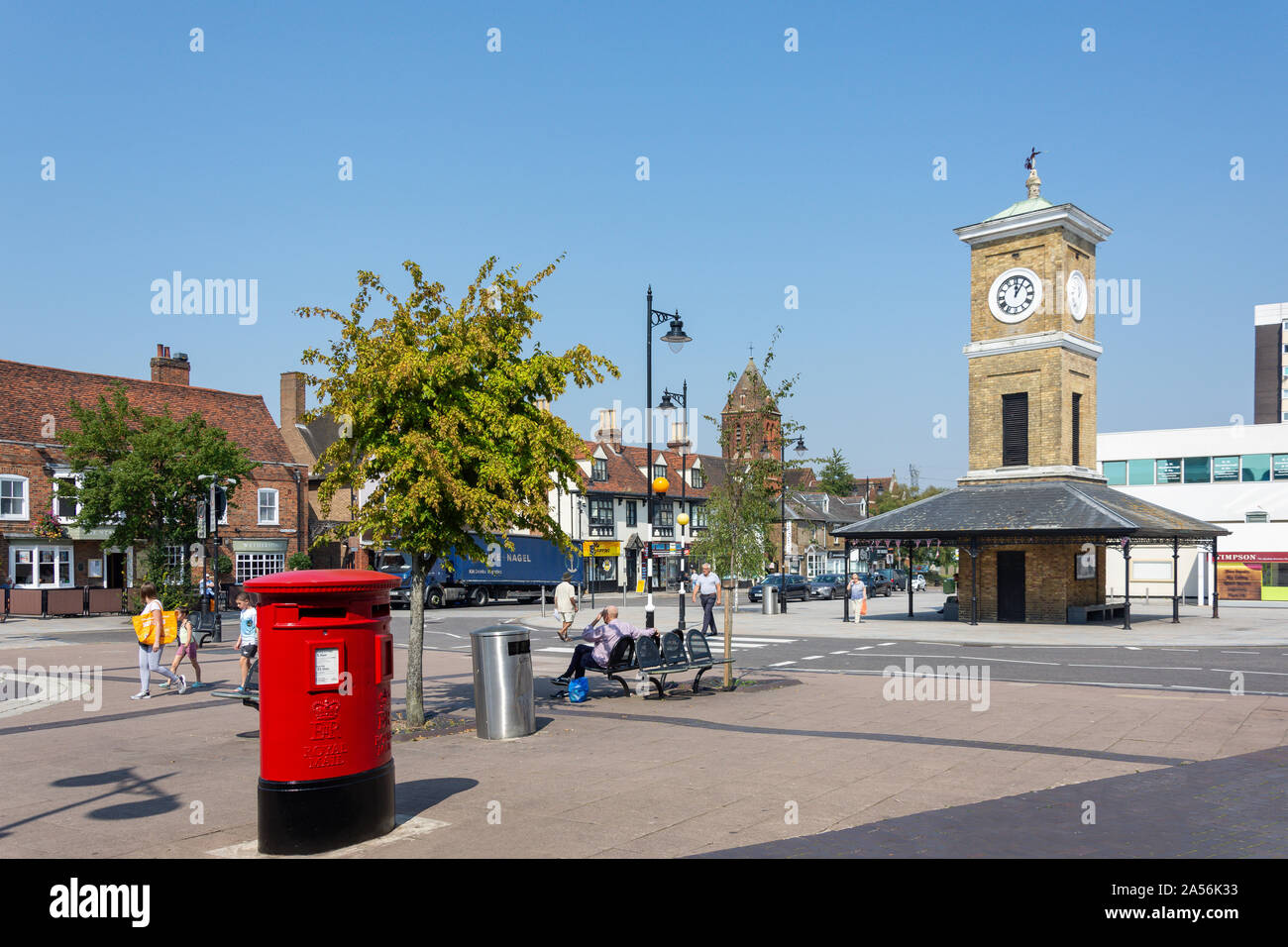 High street hoddesdon hertfordshire england hi-res stock photography ...