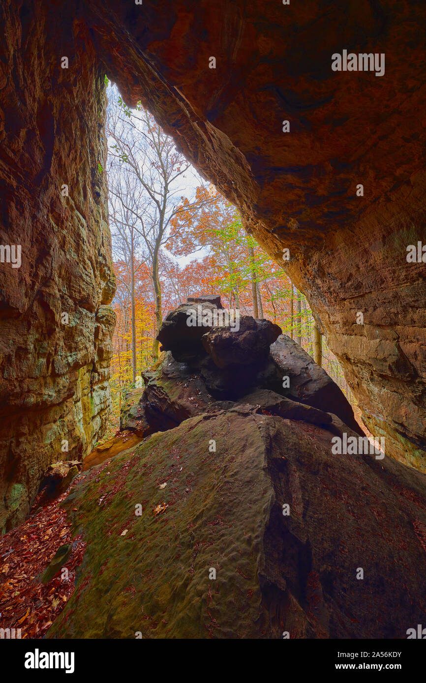 Big rocks in woods hi-res stock photography and images - Alamy