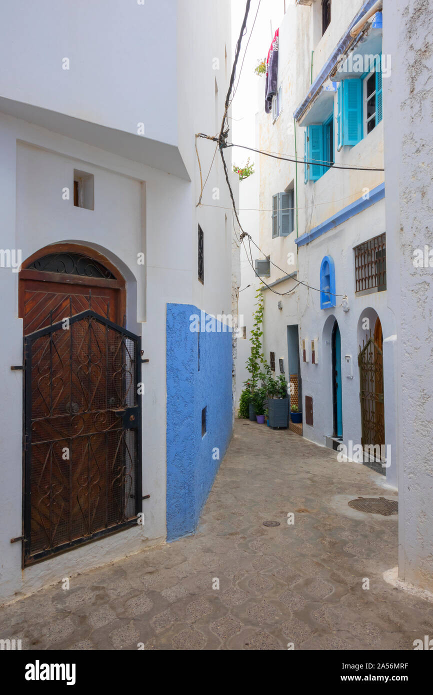 Narrow old street in the medina of Assilah, Morocco Stock Photo - Alamy