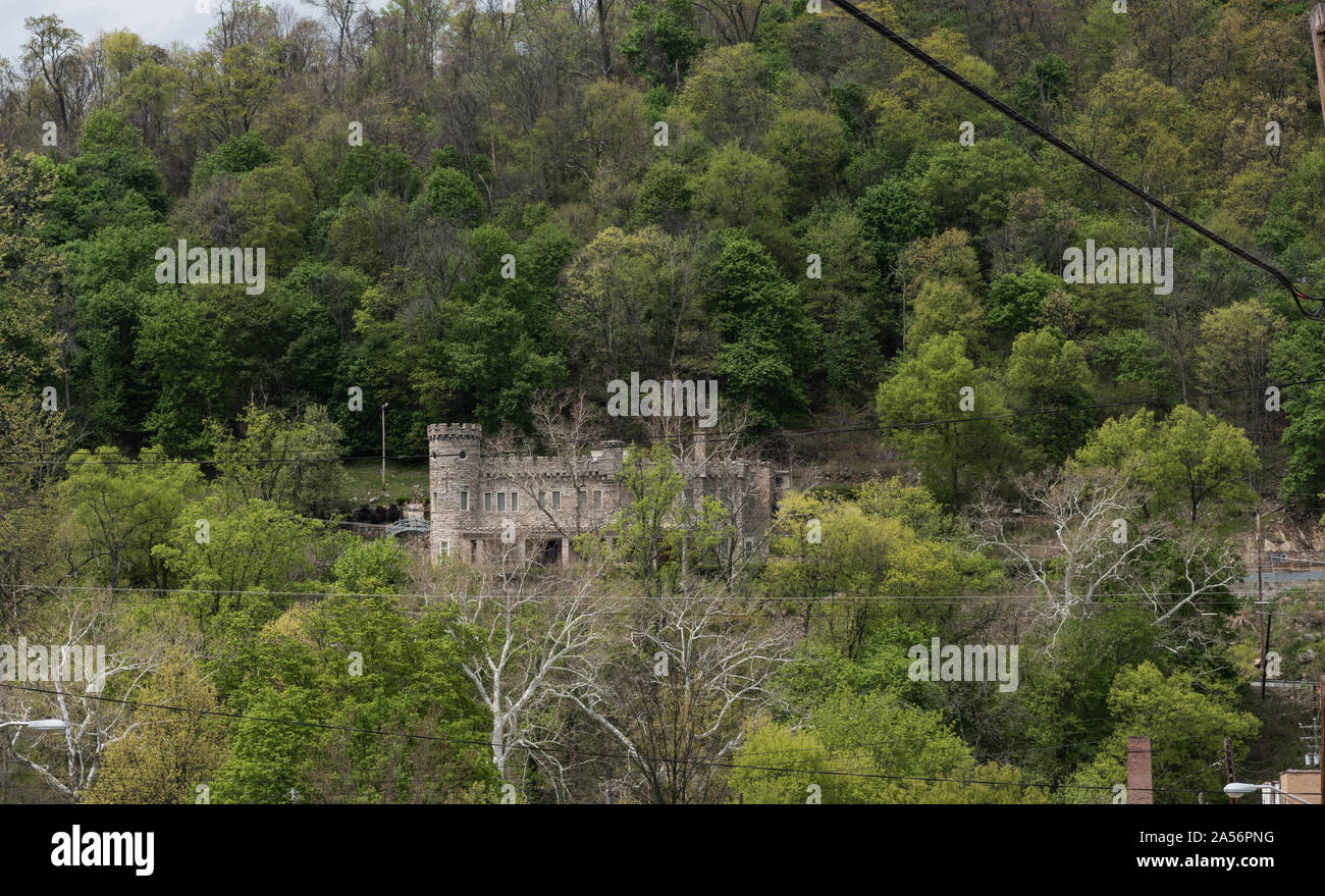 View of the Berkeley Springs Castle, looking up from town. Berkeley ...