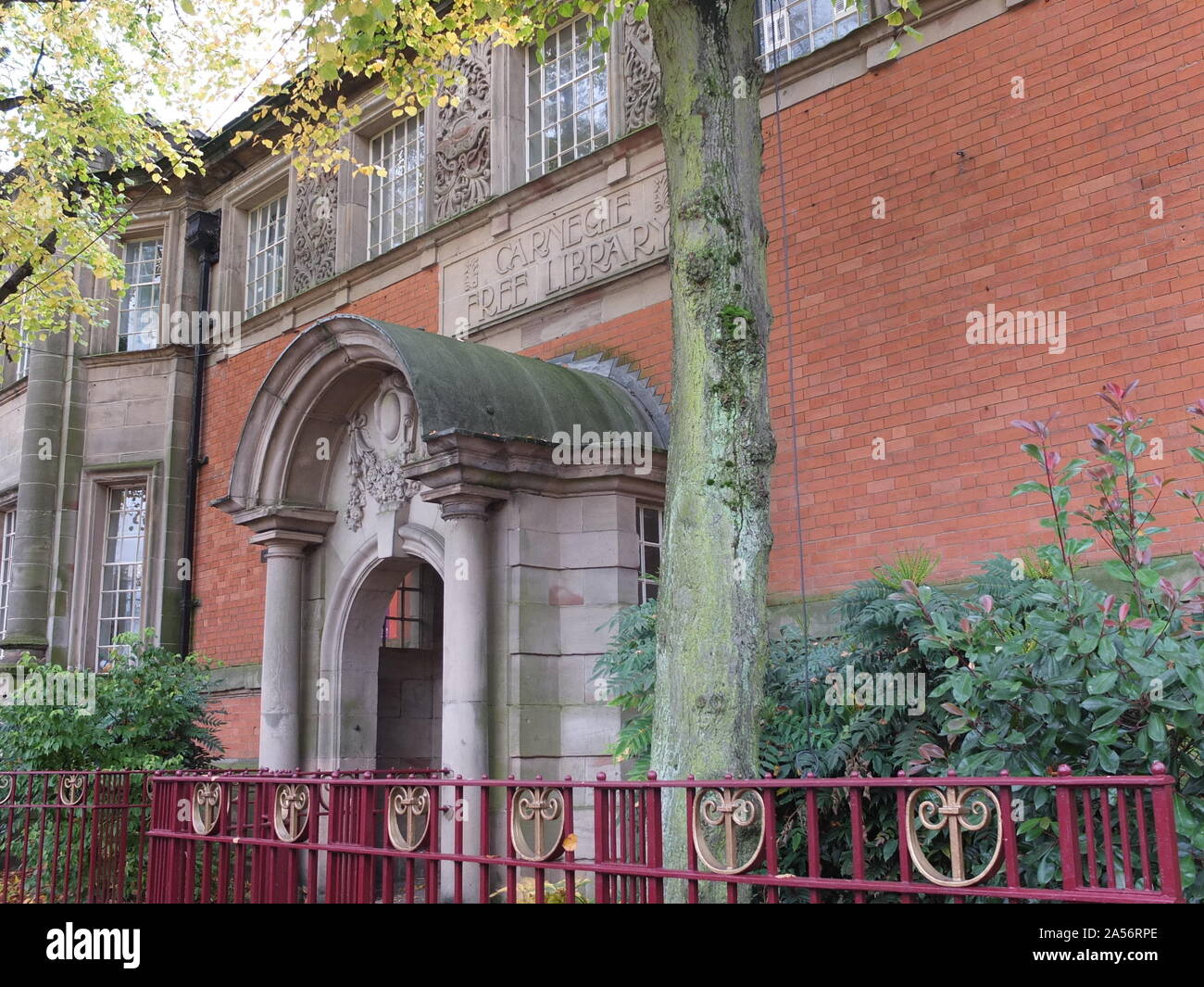 Public Library Uk High Resolution Stock Photography and Images - Alamy