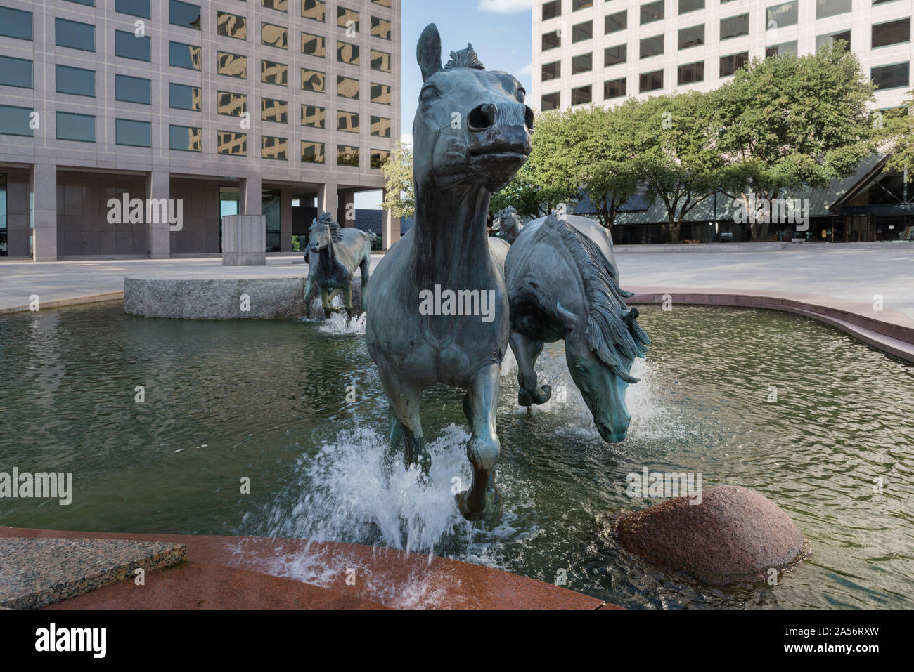 View of the Mustangs of Las Colinas sculpture in the upscale Las ...
