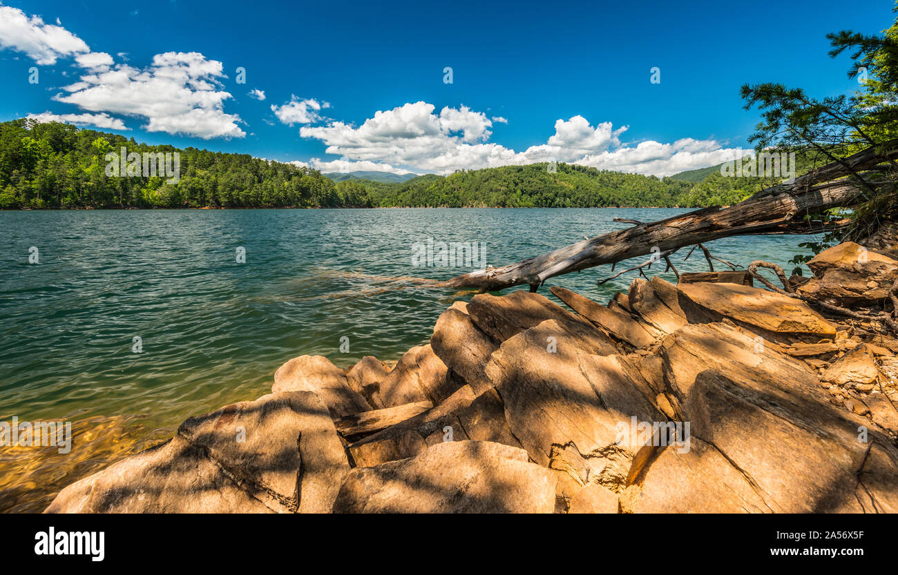Fontana lake north carolina hi-res stock photography and images - Alamy