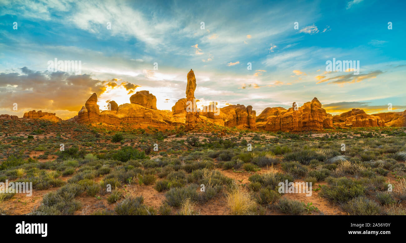 Pinnacles arches arches national park hi-res stock photography and ...