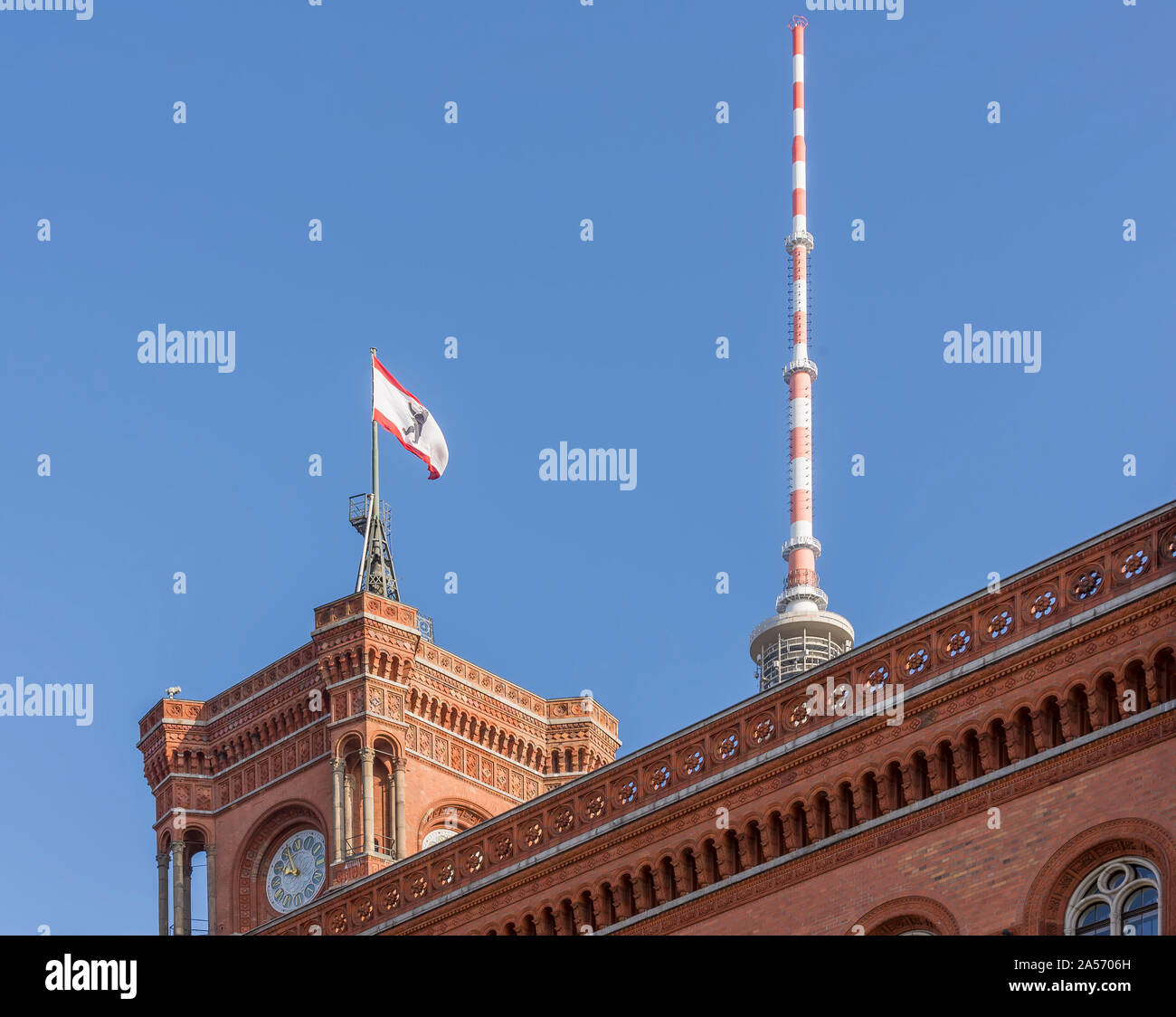 Berlin bear flag hi-res stock photography and images - Alamy