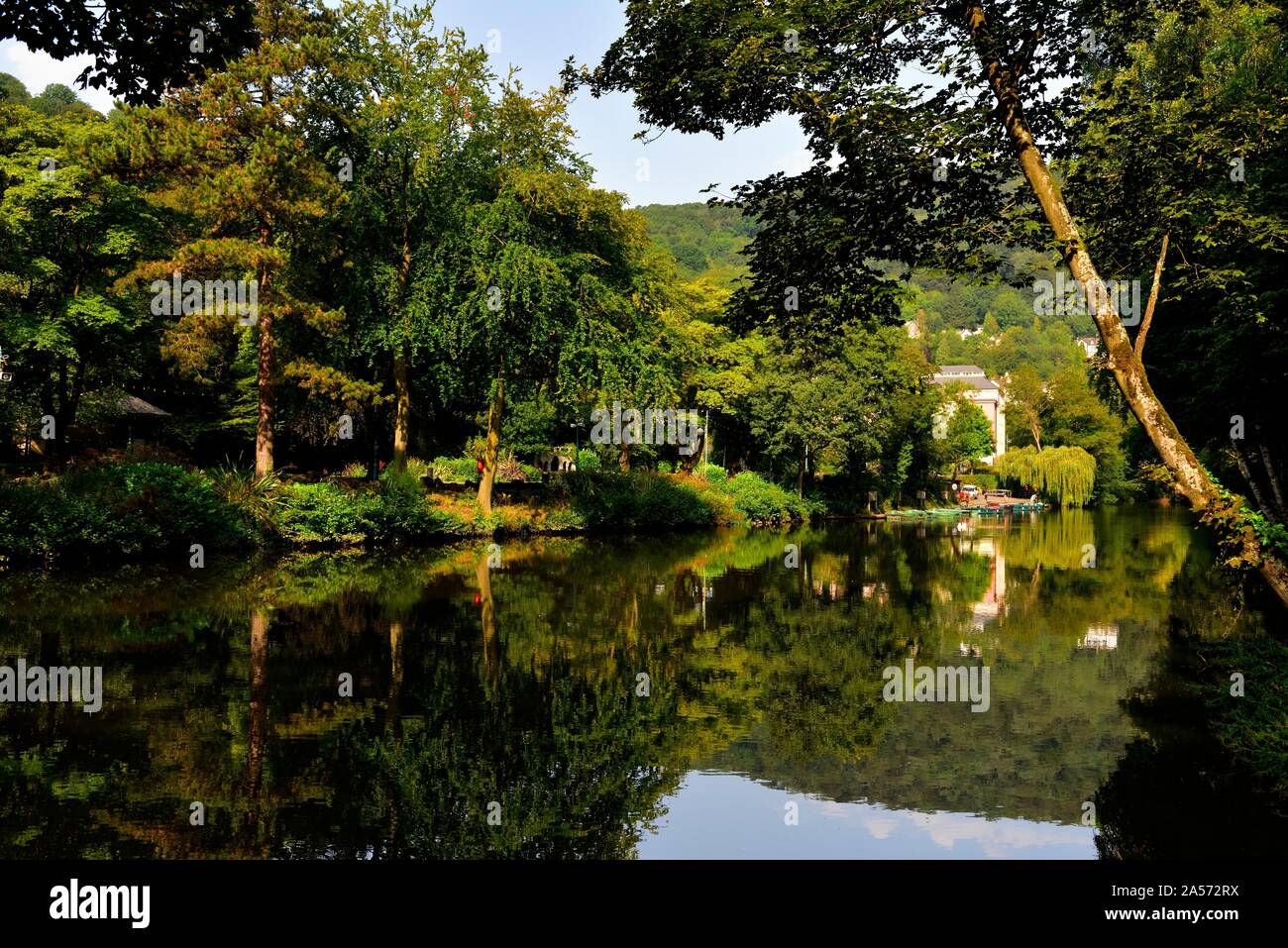 Lovers walk matlock bath hi-res stock photography and images - Alamy
