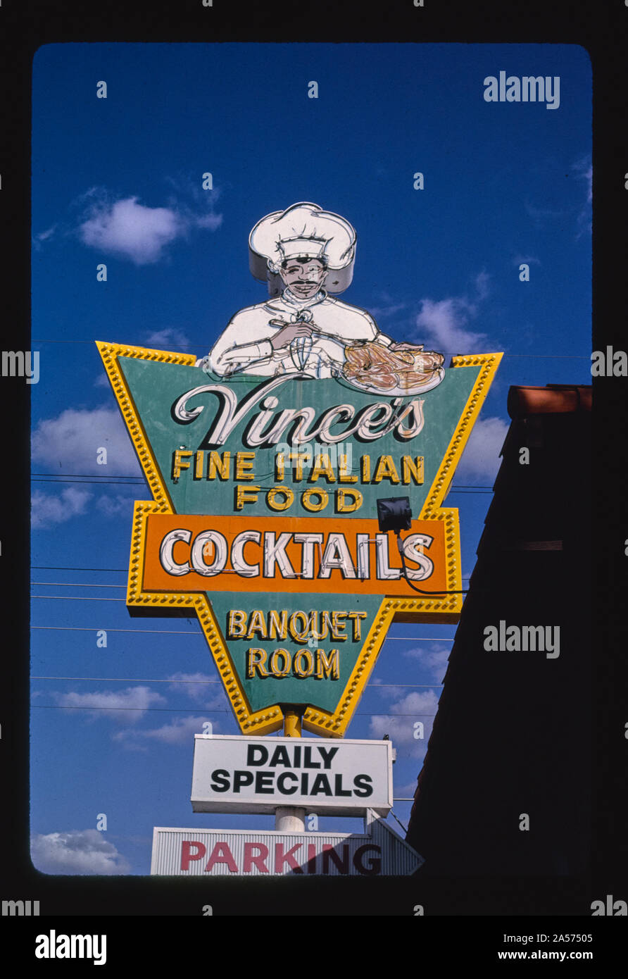 Vinces restaurant hi-res stock photography and images - Alamy