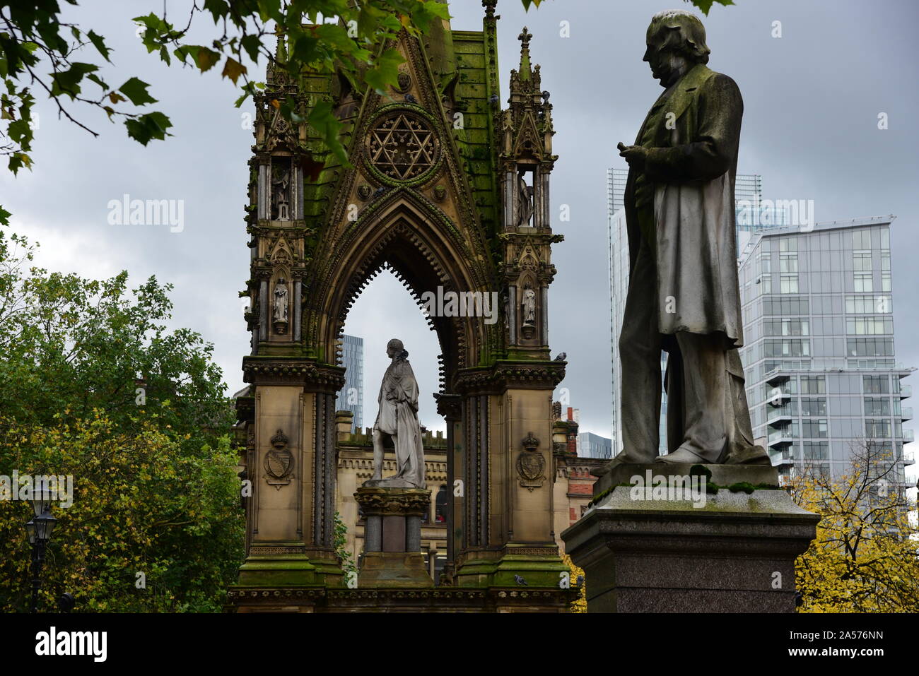 Manchesters albert square hi-res stock photography and images - Alamy