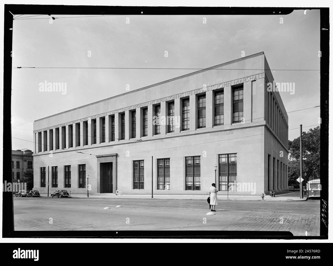 Virginia State Library & Courthouse, Richmond, Virginia Stock Photo - Alamy