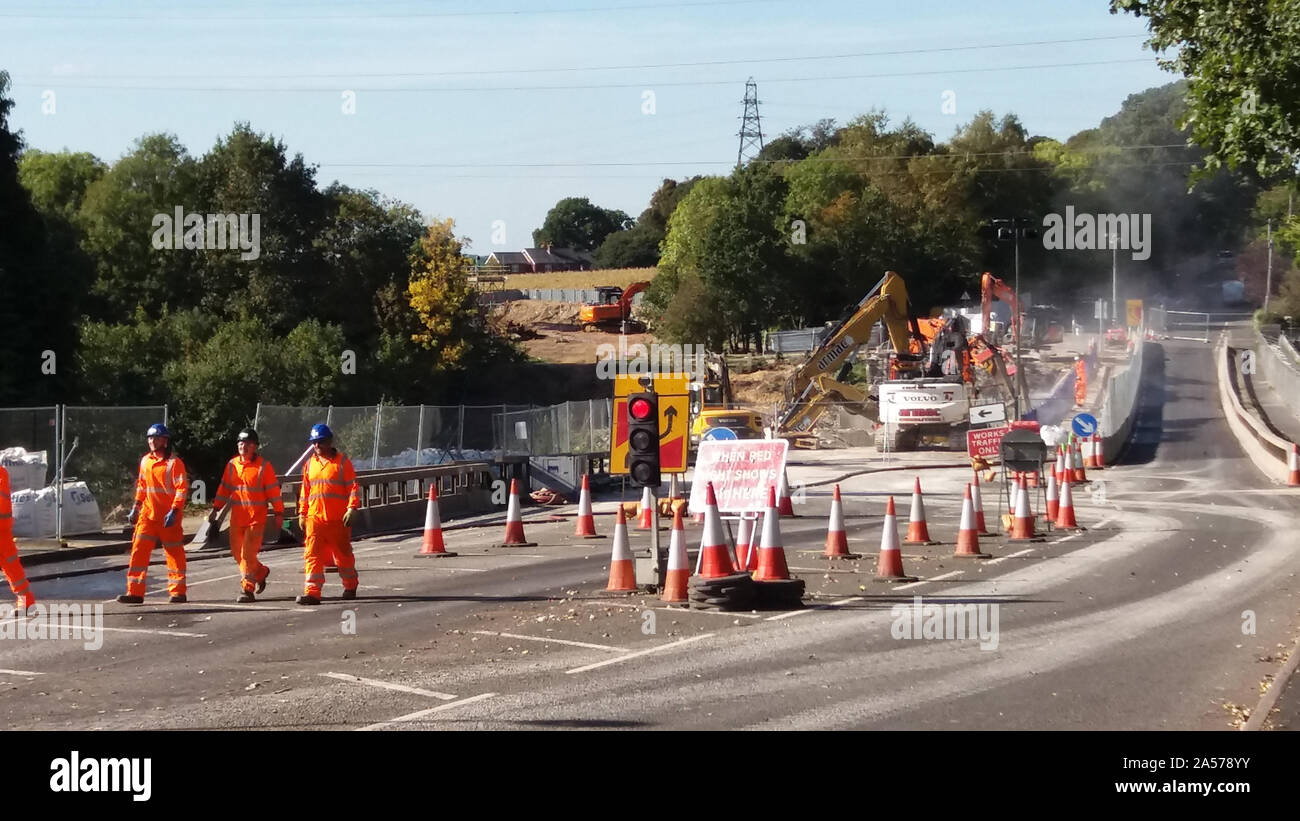 Bridge Demolition over M27 Motorway at Rownhams 2018 Stock Photo - Alamy