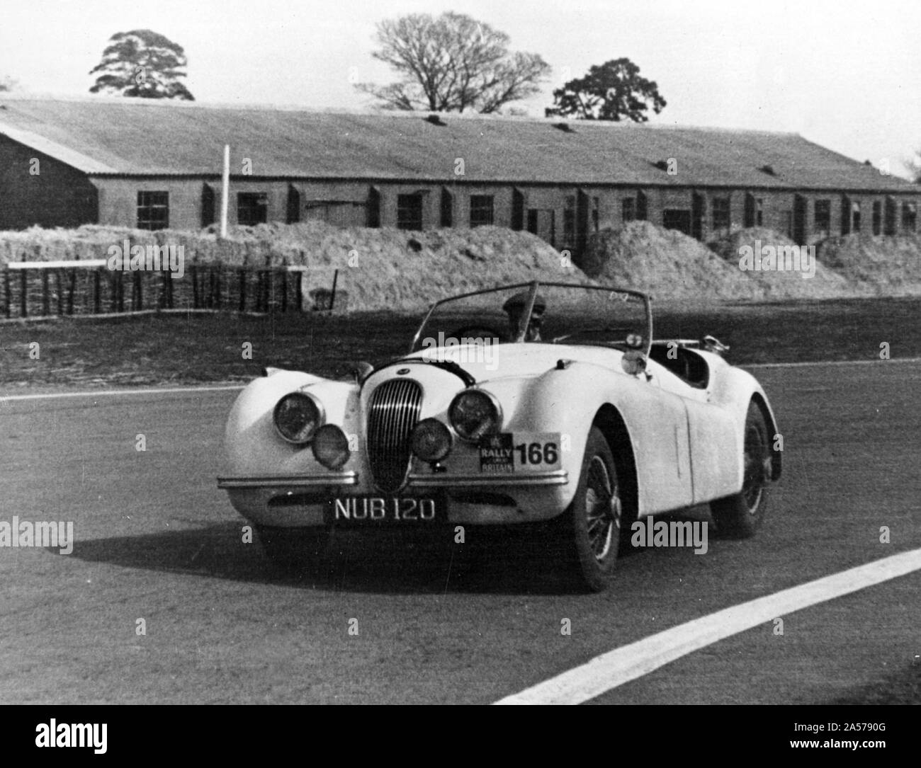 Jaguar XK120, Ian Appleyard. 1953 R.A.C. Rally Stock Photo - Alamy