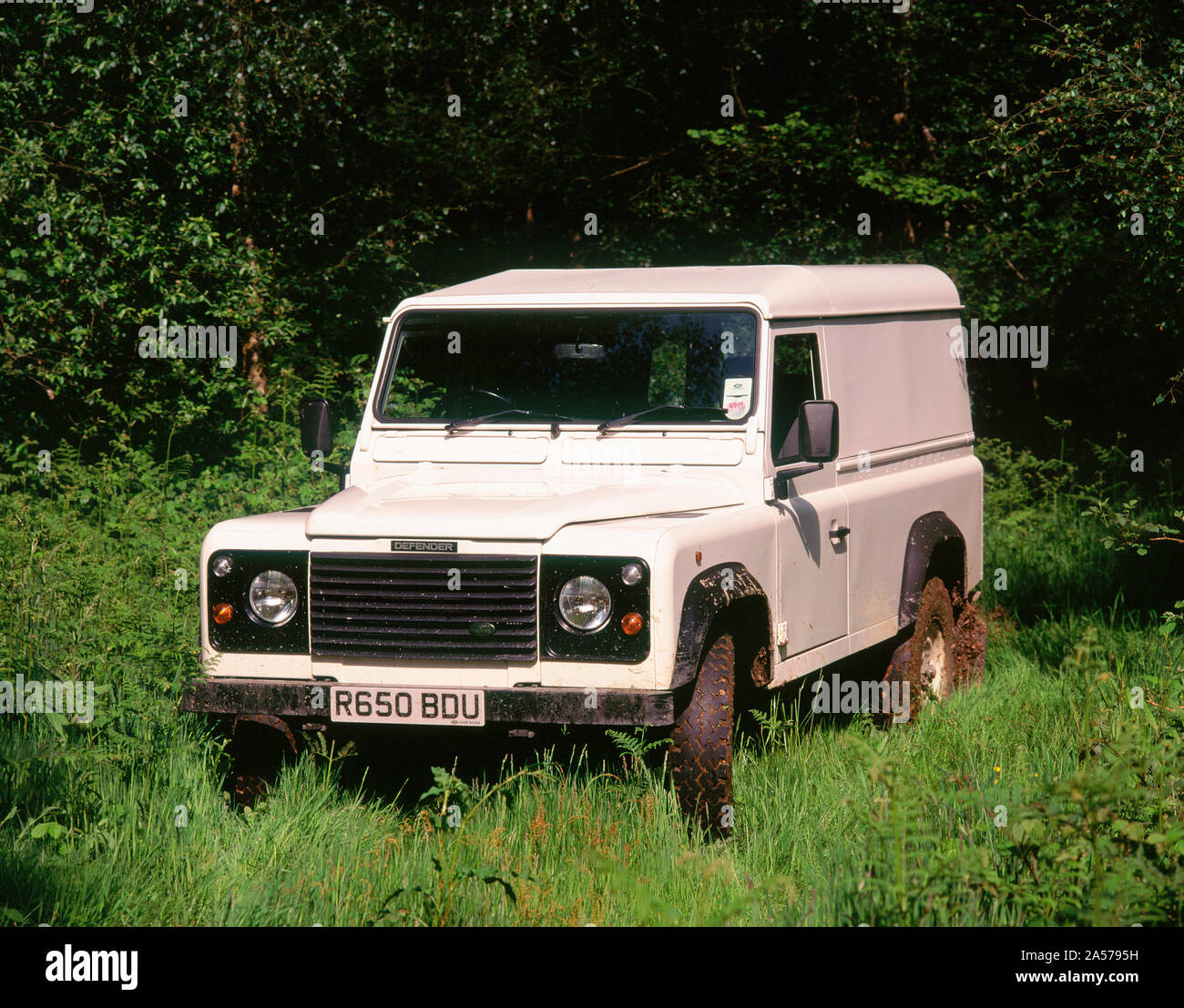 1997 Land Rover Defender Stock Photo - Alamy