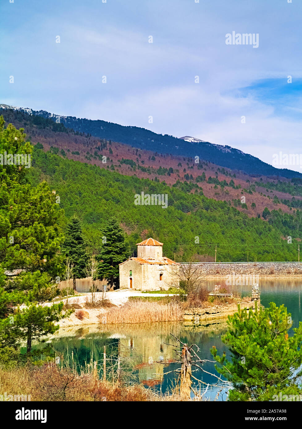 Doxa church building hi-res stock photography and images - Alamy