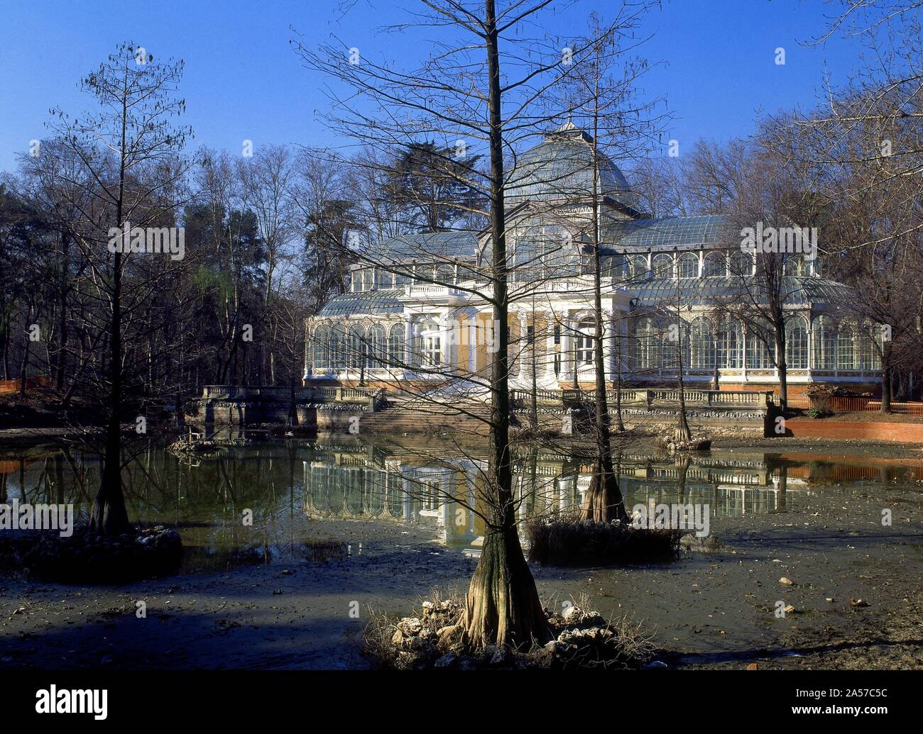 Lago retiro hi-res stock photography and images - Alamy