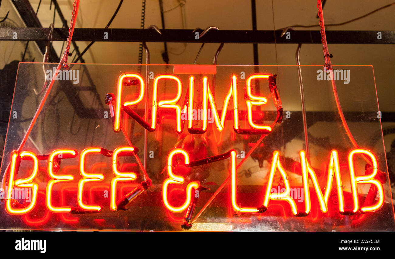 Shop window of lamb hi-res stock photography and images - Alamy