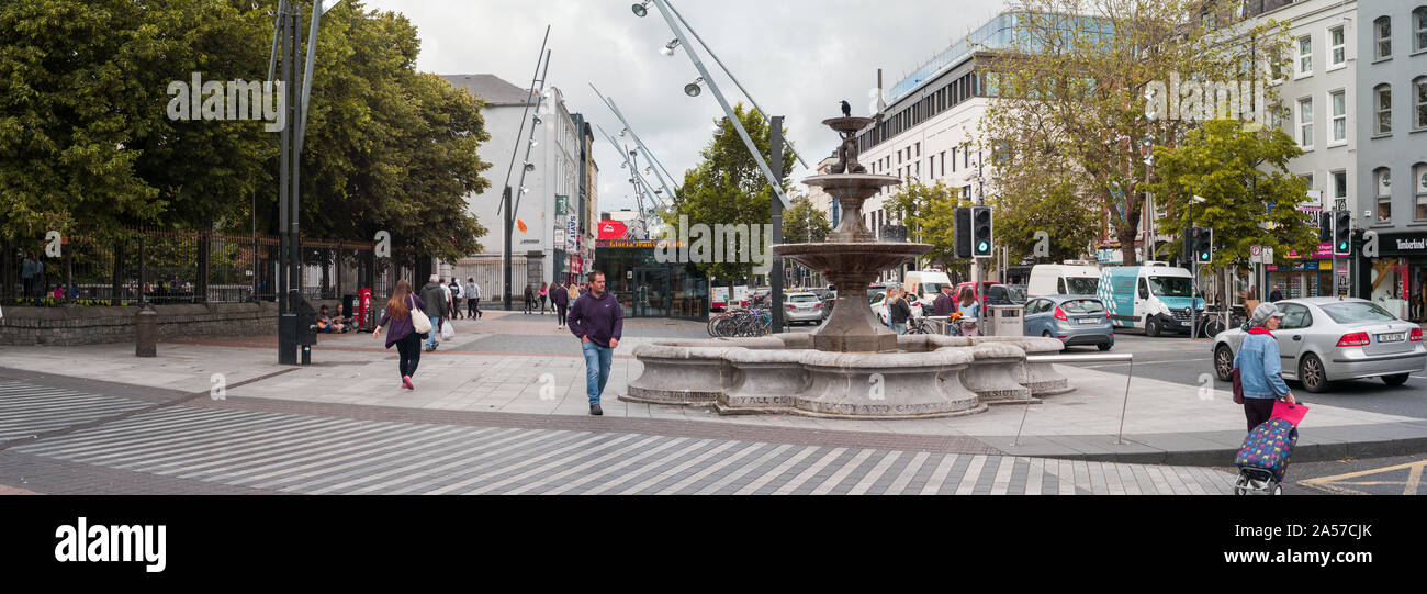 Berwick water fountain hi-res stock photography and images - Alamy