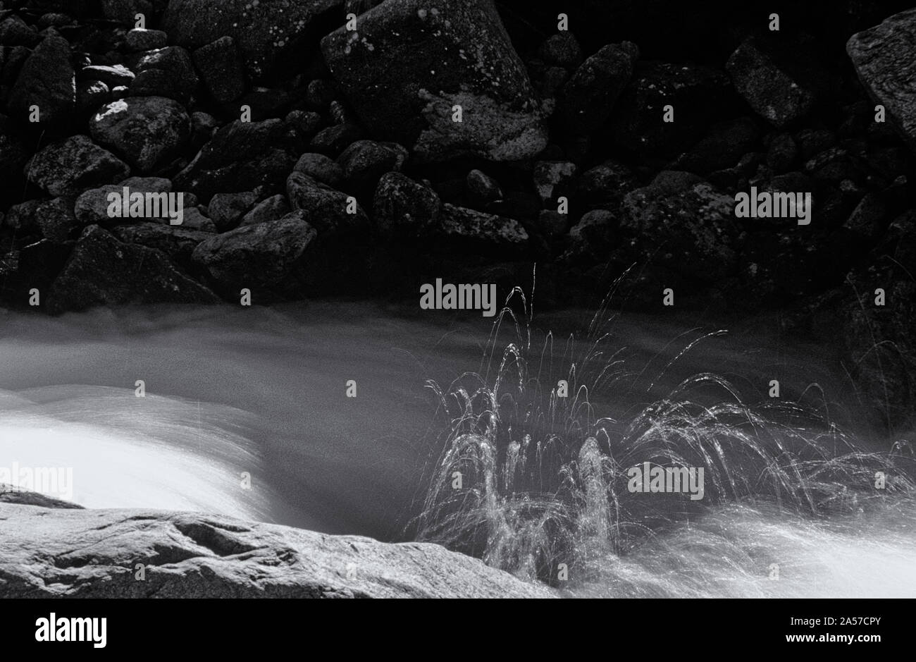 Water flowing in river stream hi-res stock photography and images - Alamy