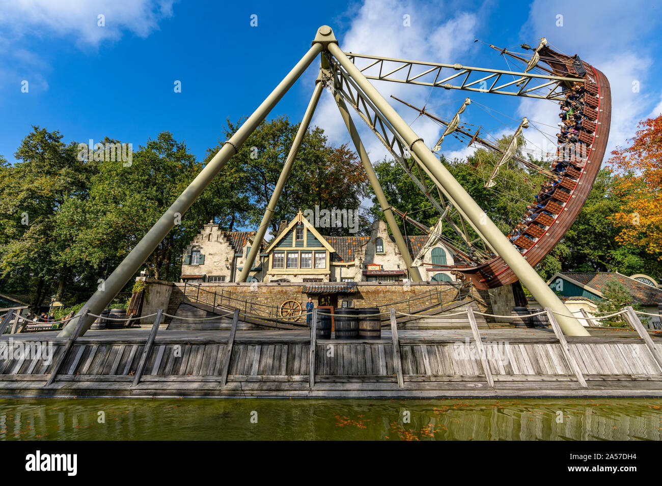 KAATSHEUVEL, Netherlands. 17th Oct, 2019. dutchnews, Efteling ...