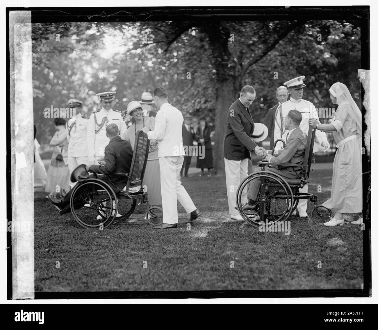 Summer garden party hosted hi-res stock photography and images - Alamy