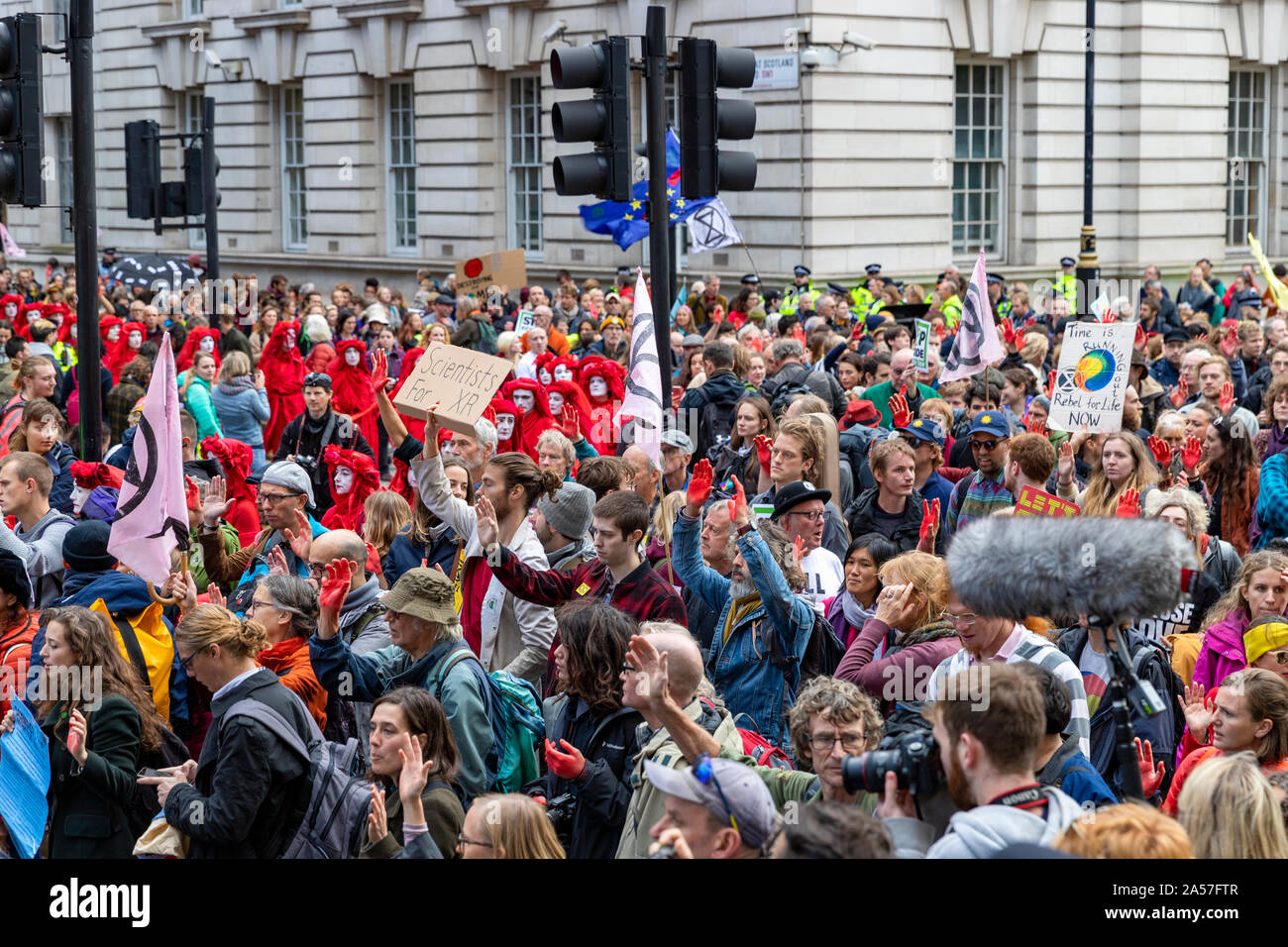 Gather in huge numbers hi-res stock photography and images - Alamy